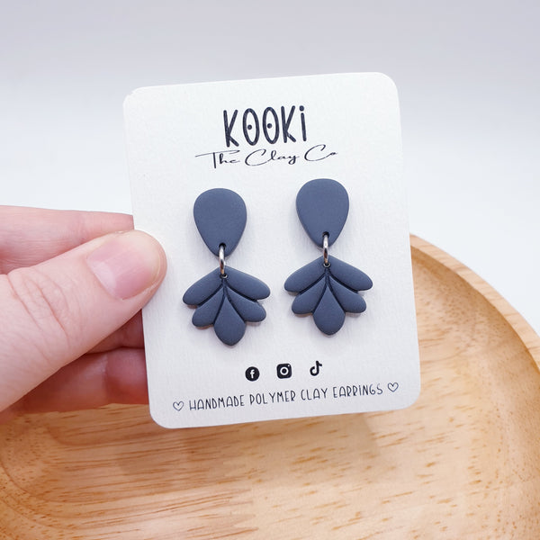 Carmen Dangles – So Whimsical